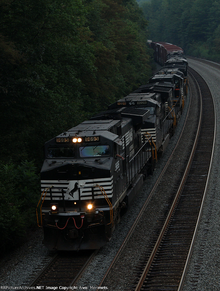 NS 17G at Mile 255 Pittsburgh Line